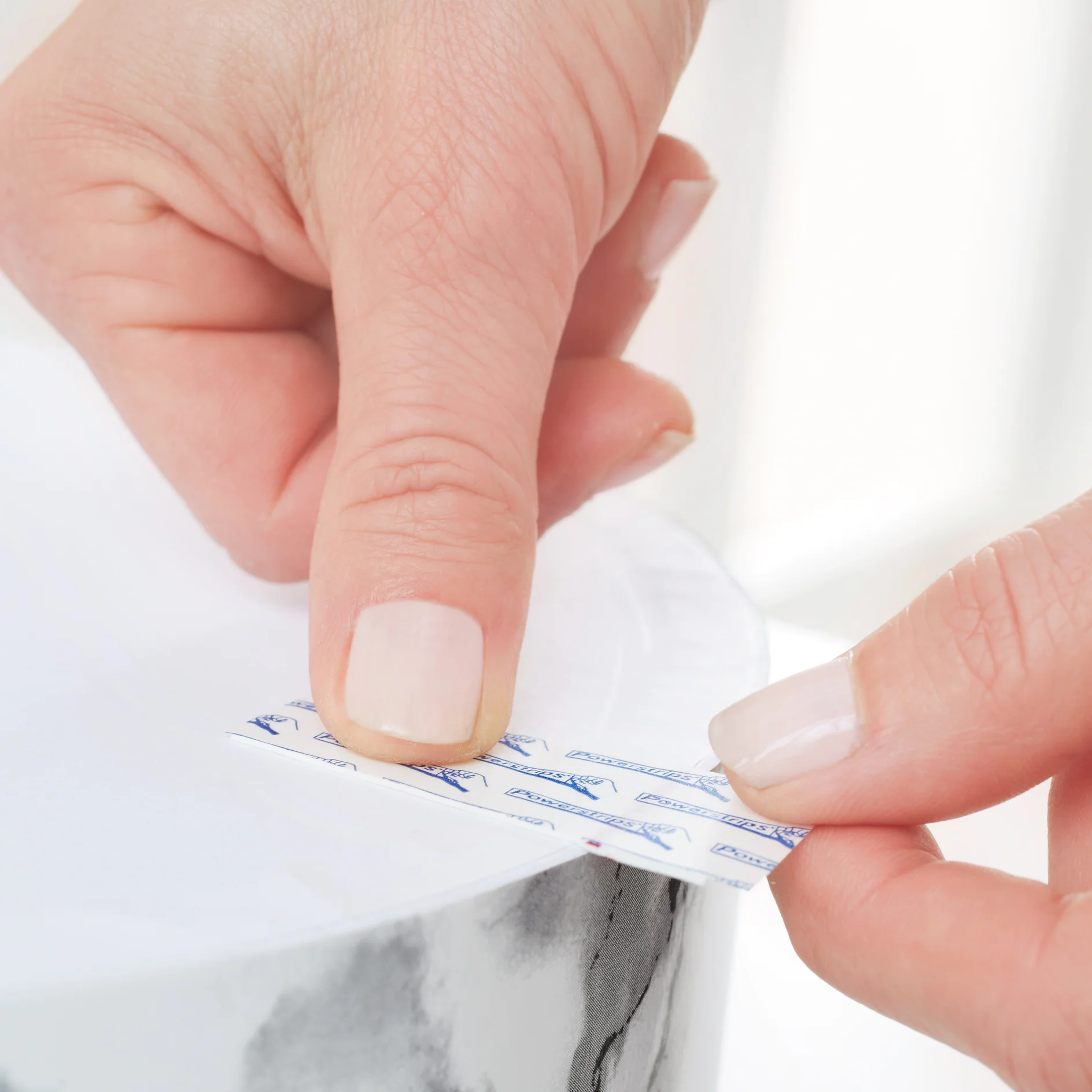 Marmorfolie & Tesa-Box – DIY Regal-Tipps