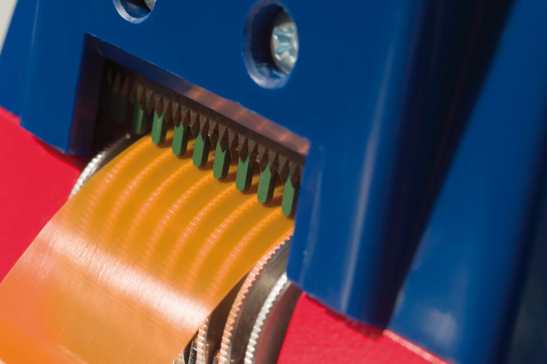 Klebeband- und Paketabroller: die Helfer für Industrie und Gewerbe - tesa