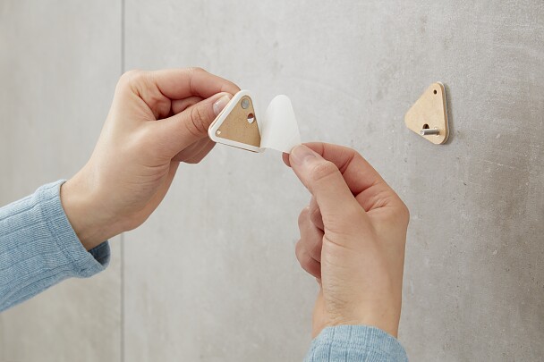 Ein Fahrrad an der Wand befestigen - tesa