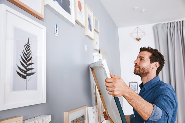 Revolutionary Self-adhesive, Wall-mounted Accessories | tesa Australia