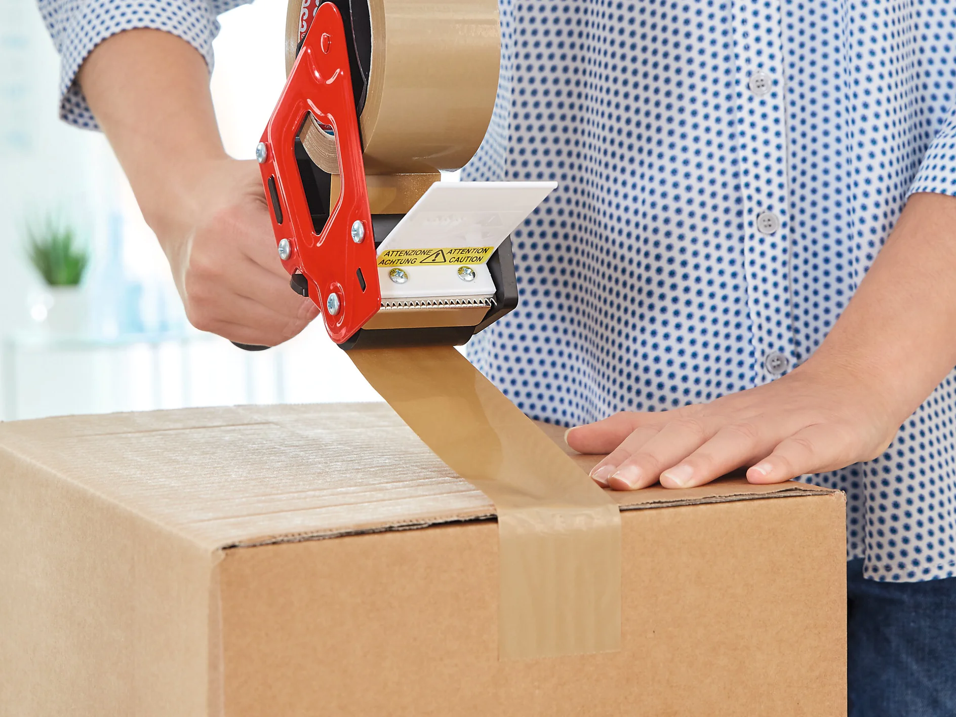 tesa® Hand dispenser Economy - tesa