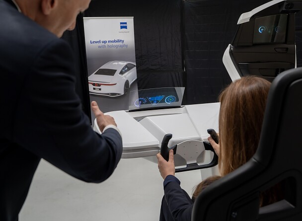 Advanced holography applications for the future: tesa and ZEISS ...