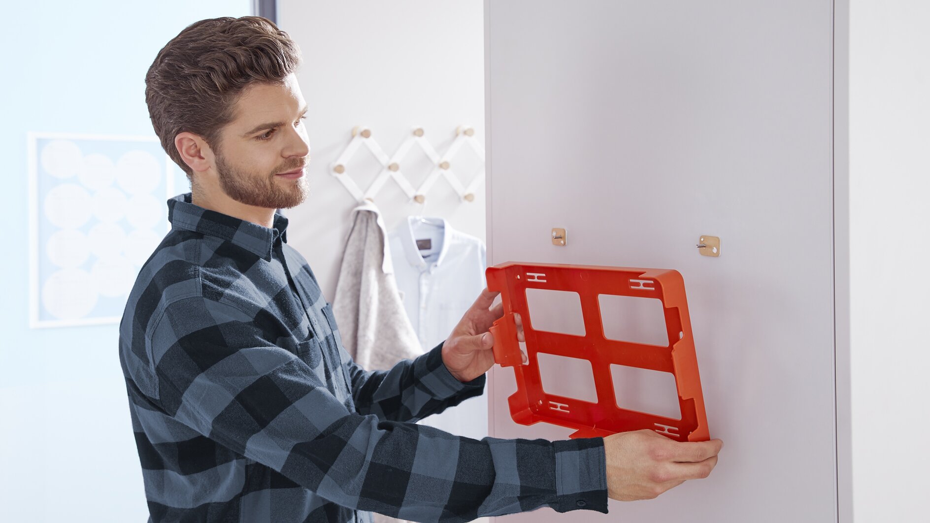 Wall mounted first aid kit - mounting without drilling - tesa