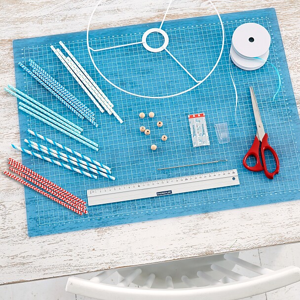 Geometric mobile from straws - tesa