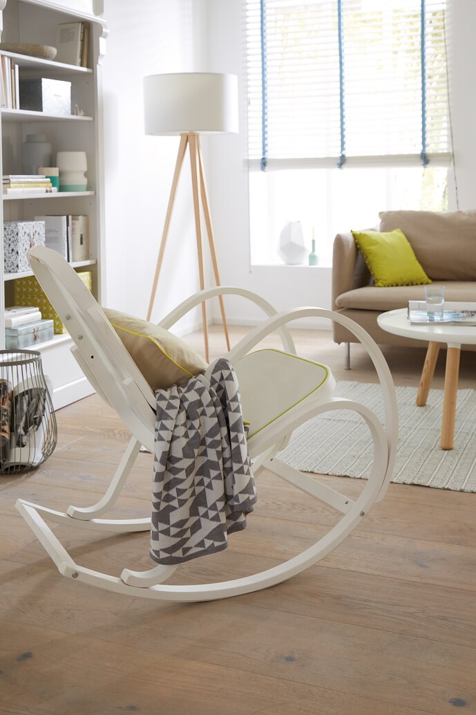 Runner protection for rocking chairs - tesa