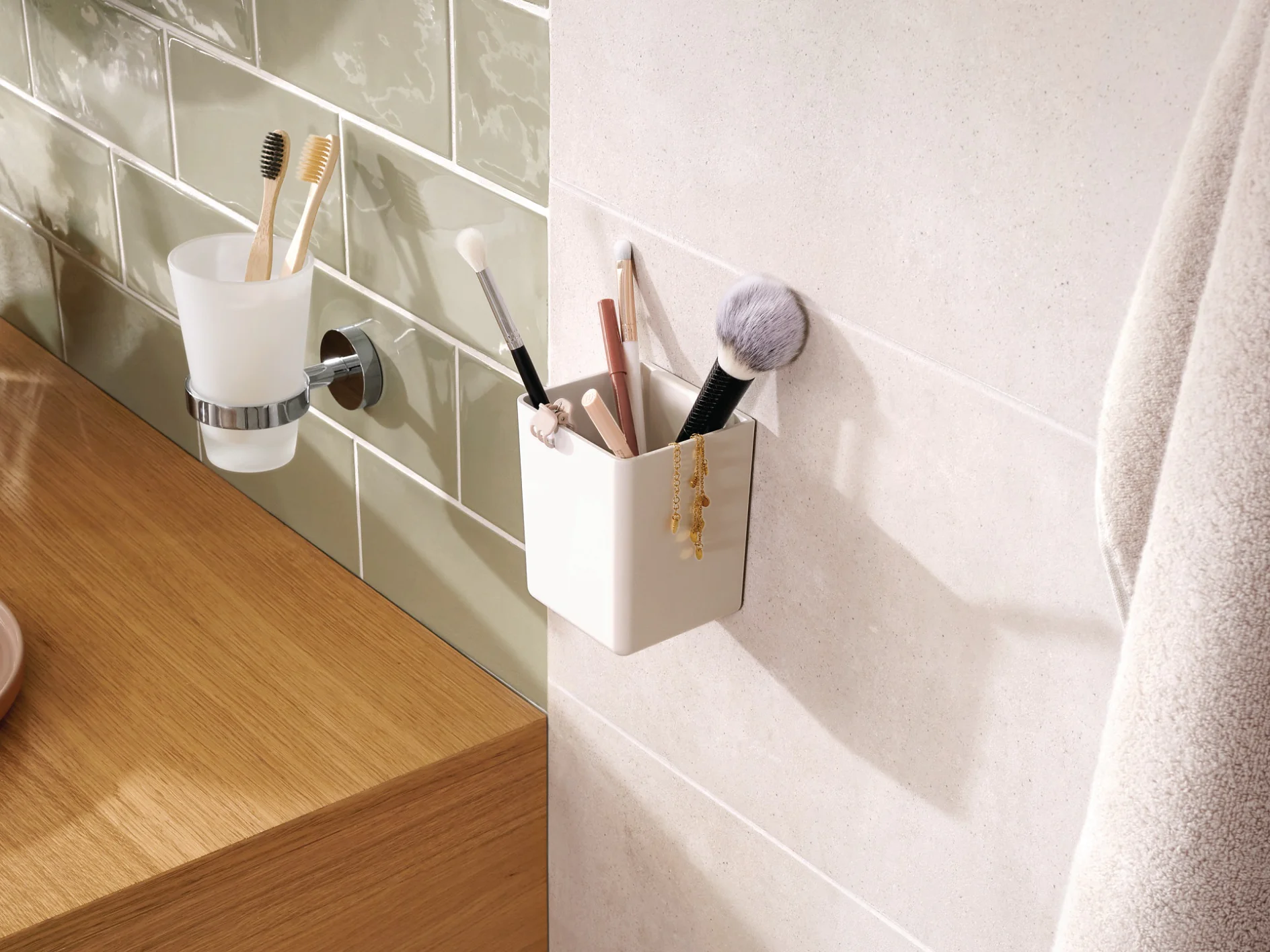 tesa® BABOO Storage Box, Self-Adhesive, Bamboo & High-Quality Plastic ...