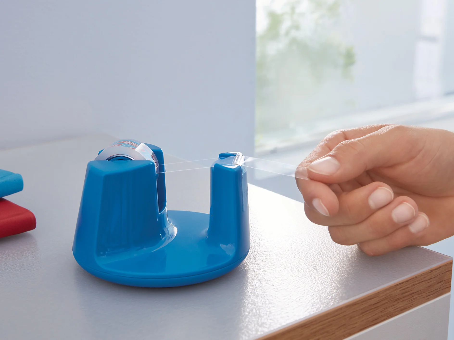 tesa® Easy Cut Desk dispenser Compact - tesa