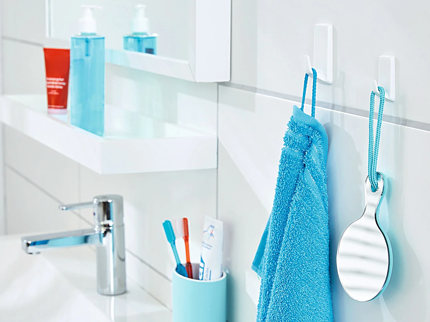 tesa® Powerstrips Self-Adhesive Hooks L Rectangular - tesa