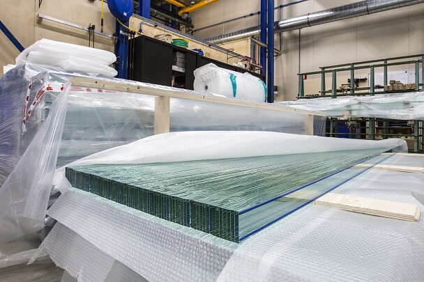 Glassolutions une el cristal y el arte para el Schiphol Rijksmuseum - tesa