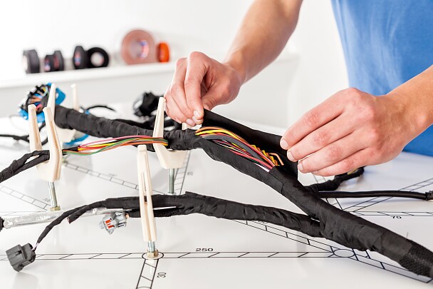 Solutions de frettage de câbles - tesa