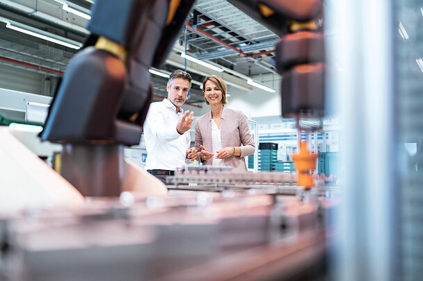 Partenaire pour des solutions adhésives industrielles | tesa