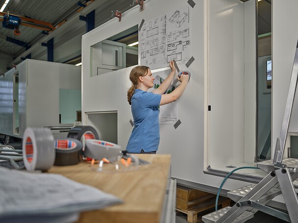 Ta sama niezawodna wydajność. Ta sama jakość.To ma sens. - tesa