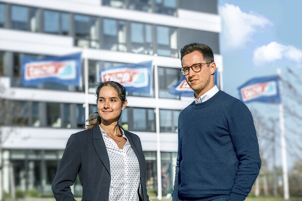 Nos diga o que precisa! - tesa